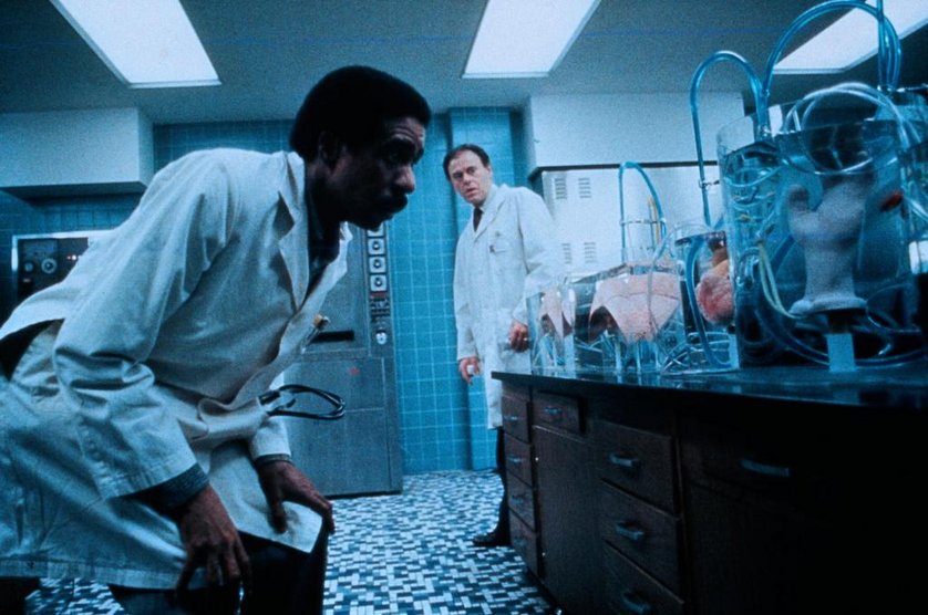 Critical Condition: DVD oder Blu-ray leihen - VIDEOBUSTER.de