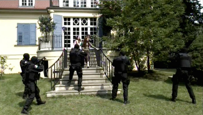 Perfect Hideout: DVD oder Blu-ray leihen - VIDEOBUSTER.de