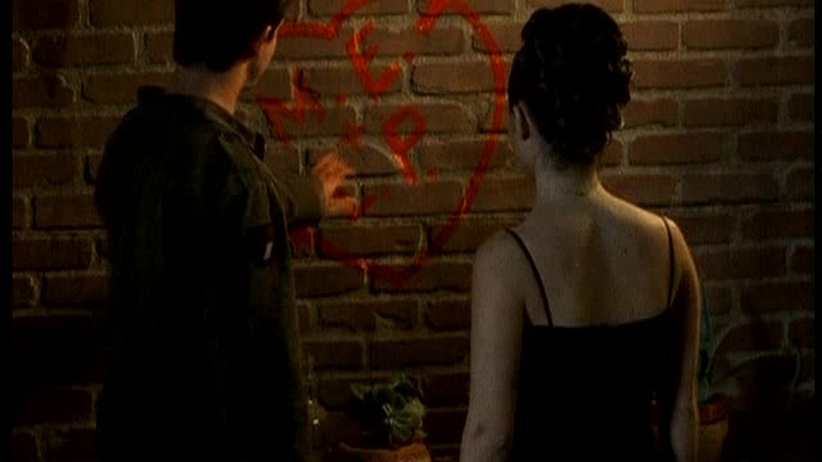 Roswell - Staffel 1: Blu-ray, 4K UHD, DVD leihen - VIDEOBUSTER