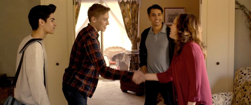 Akron: DVD oder Blu-ray leihen - VIDEOBUSTER.de