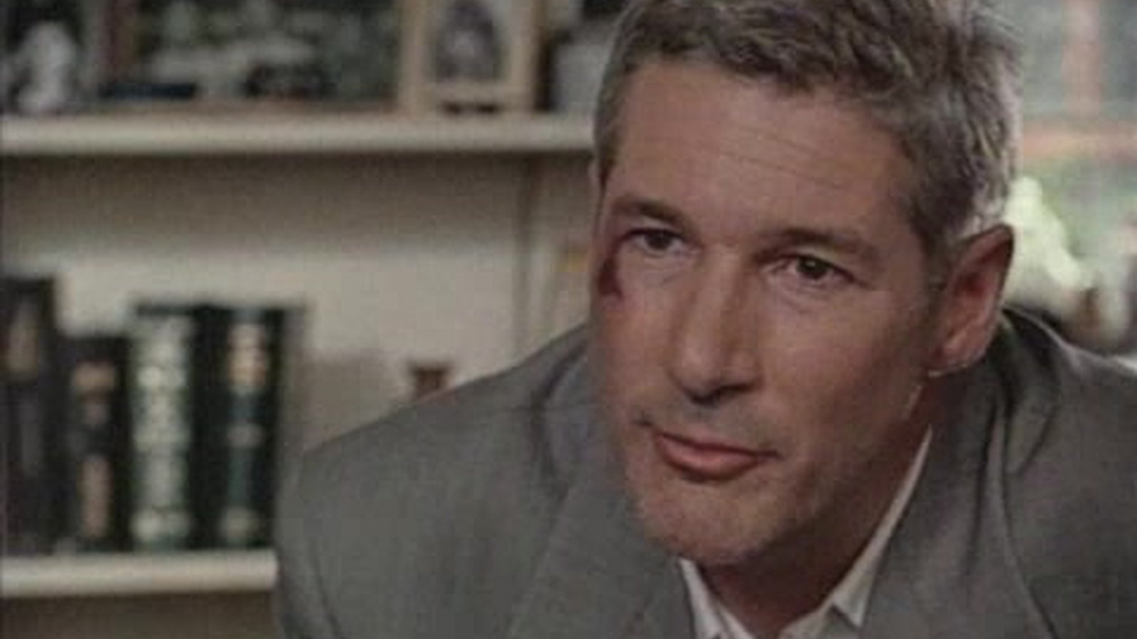 Red Corner: Blu-ray, 4K UHD, DVD leihen - VIDEOBUSTER