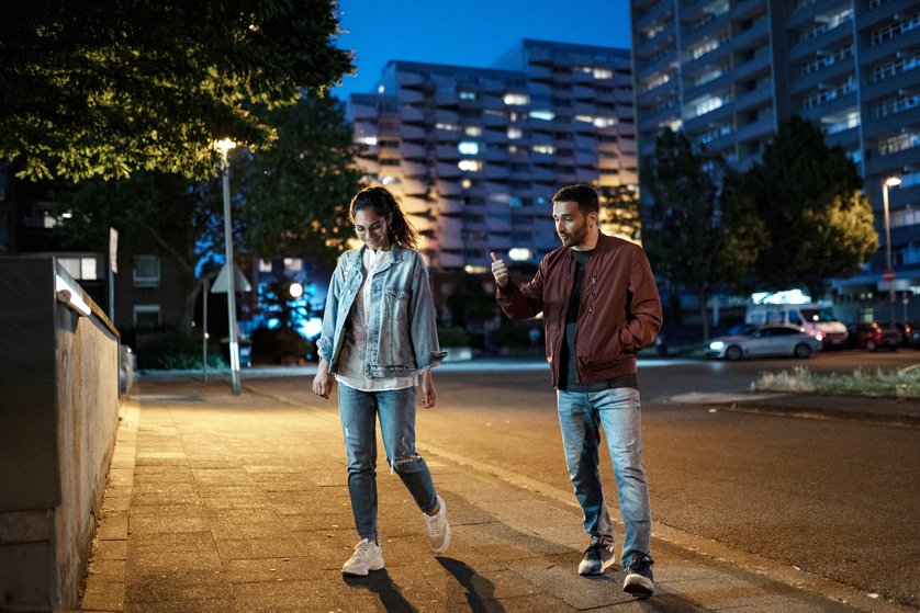 Contra: DVD, Blu-ray oder VoD leihen - VIDEOBUSTER.de