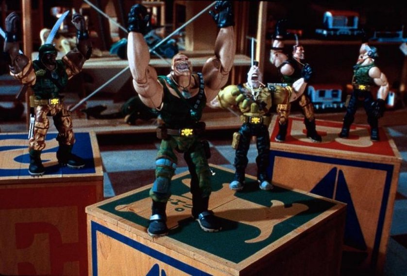Small Soldiers: DVD oder Blu-ray leihen - VIDEOBUSTER.de
