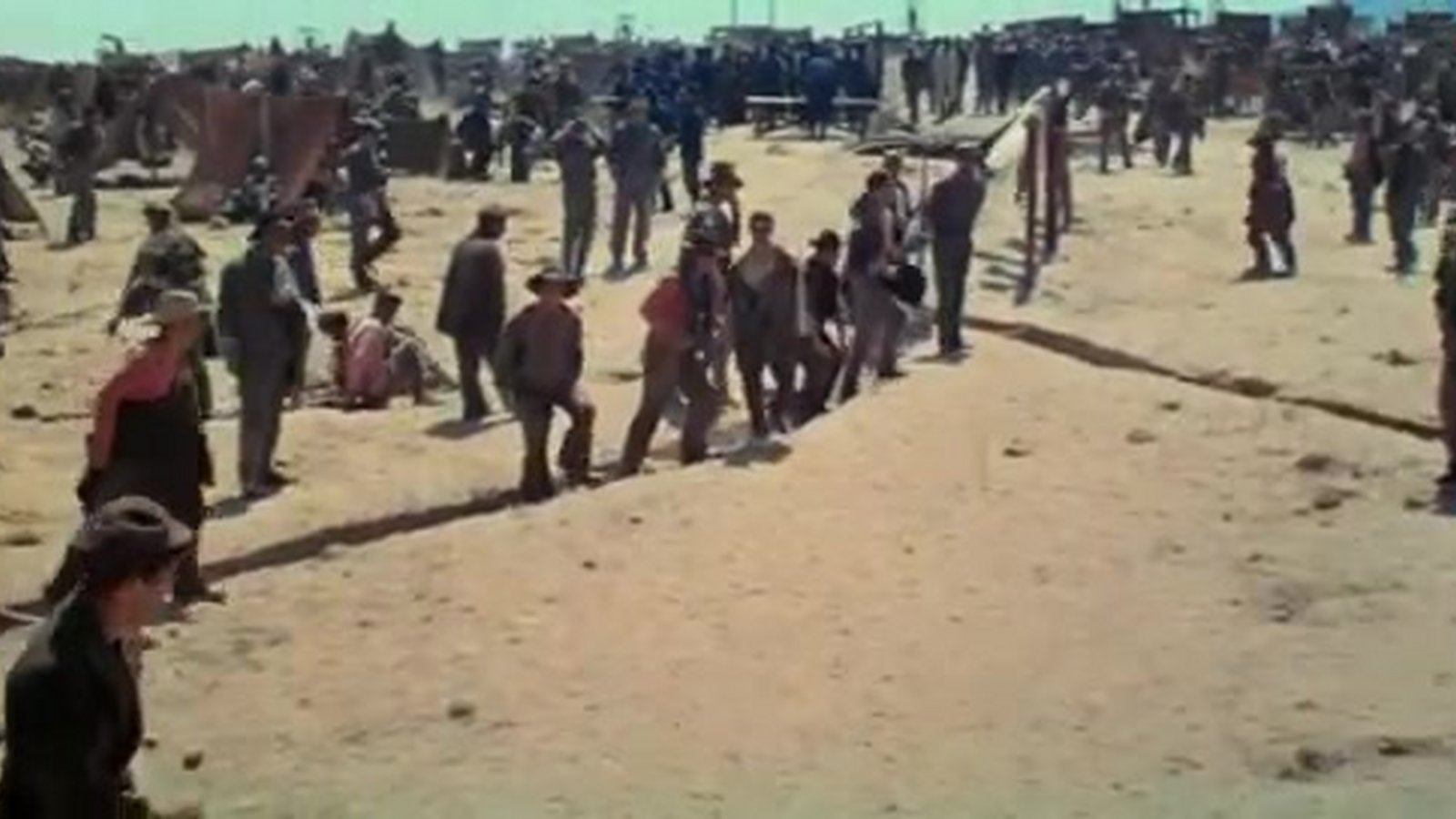 Zwei glorreiche Halunken: Blu-ray, 4K UHD, DVD leihen - VIDEOBUSTER