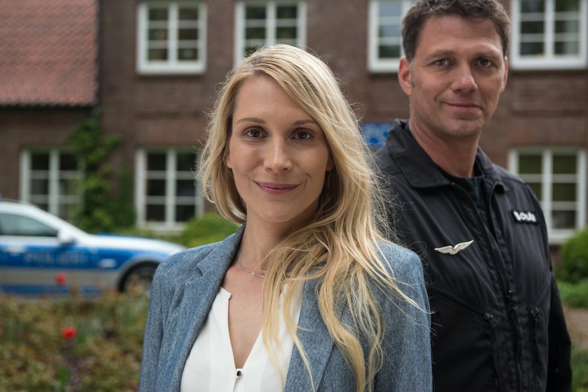 Kripo Holstein - Staffel 2: DVD oder Blu-ray leihen - VIDEOBUSTER.de