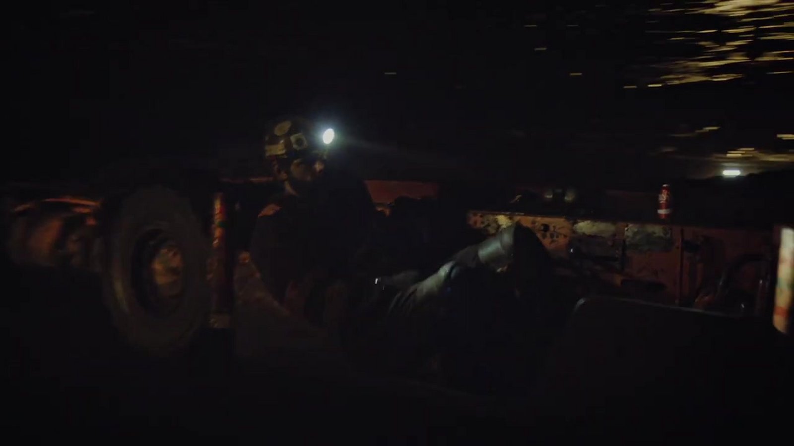 Mine 9: Stream, Blu-ray, 4K UHD oder DVD - VIDEOBUSTER