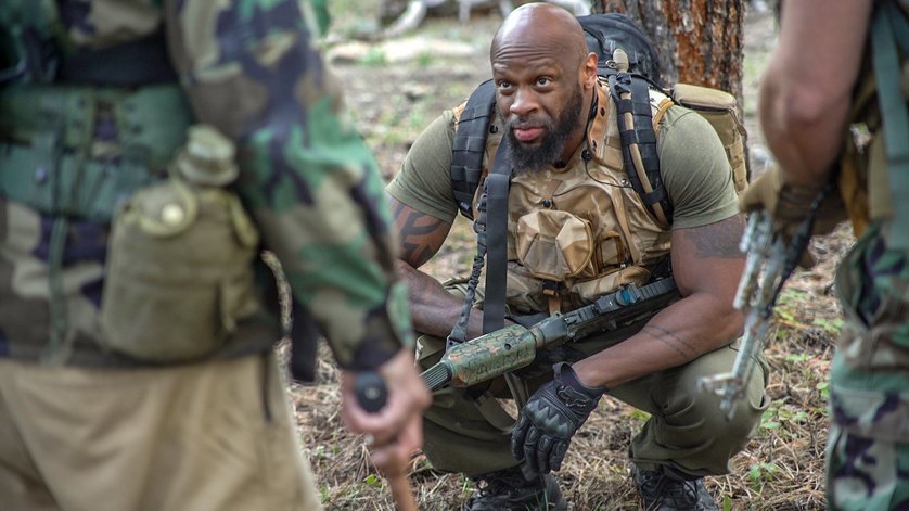 Dragon Soldiers: DVD, Blu-ray oder VoD leihen - VIDEOBUSTER.de