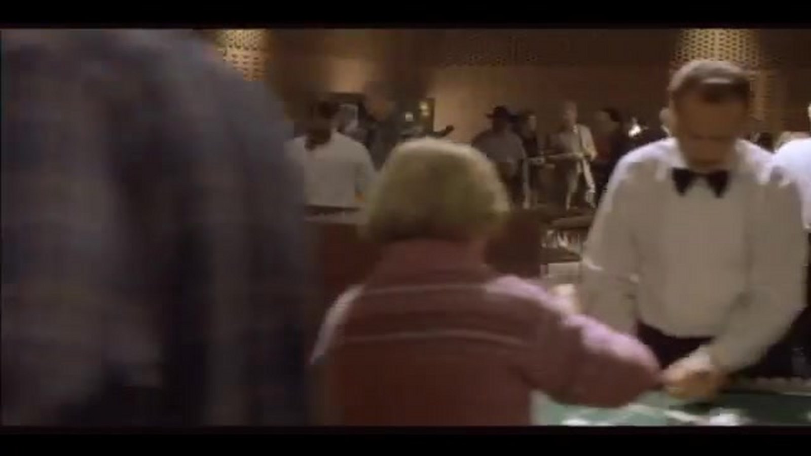 Owning Mahowny - Nichts geht mehr: Blu-ray, 4K UHD, DVD leihen ...