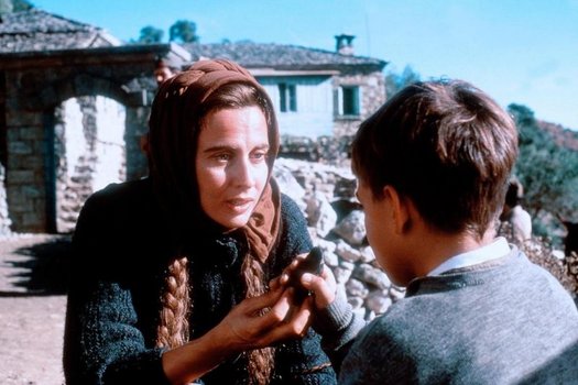 Eleni: DVD oder Blu-ray leihen - VIDEOBUSTER.de