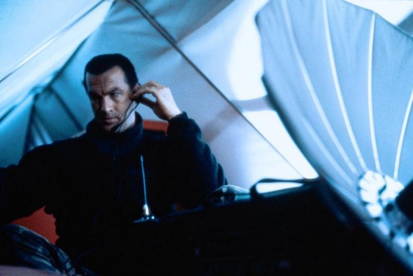 Alarmstufe: Rot: DVD, Blu-ray oder VoD leihen - VIDEOBUSTER.de