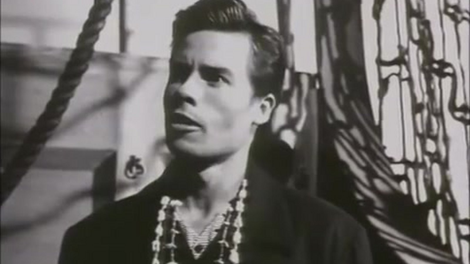 Flynn: Blu-ray, 4K UHD, DVD leihen - VIDEOBUSTER