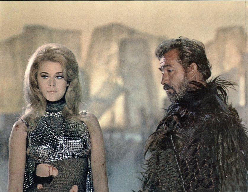 Barbarella: DVD oder Blu-ray leihen - VIDEOBUSTER.de