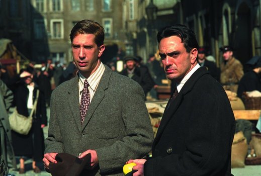 Uprising: DVD oder Blu-ray leihen - VIDEOBUSTER.de