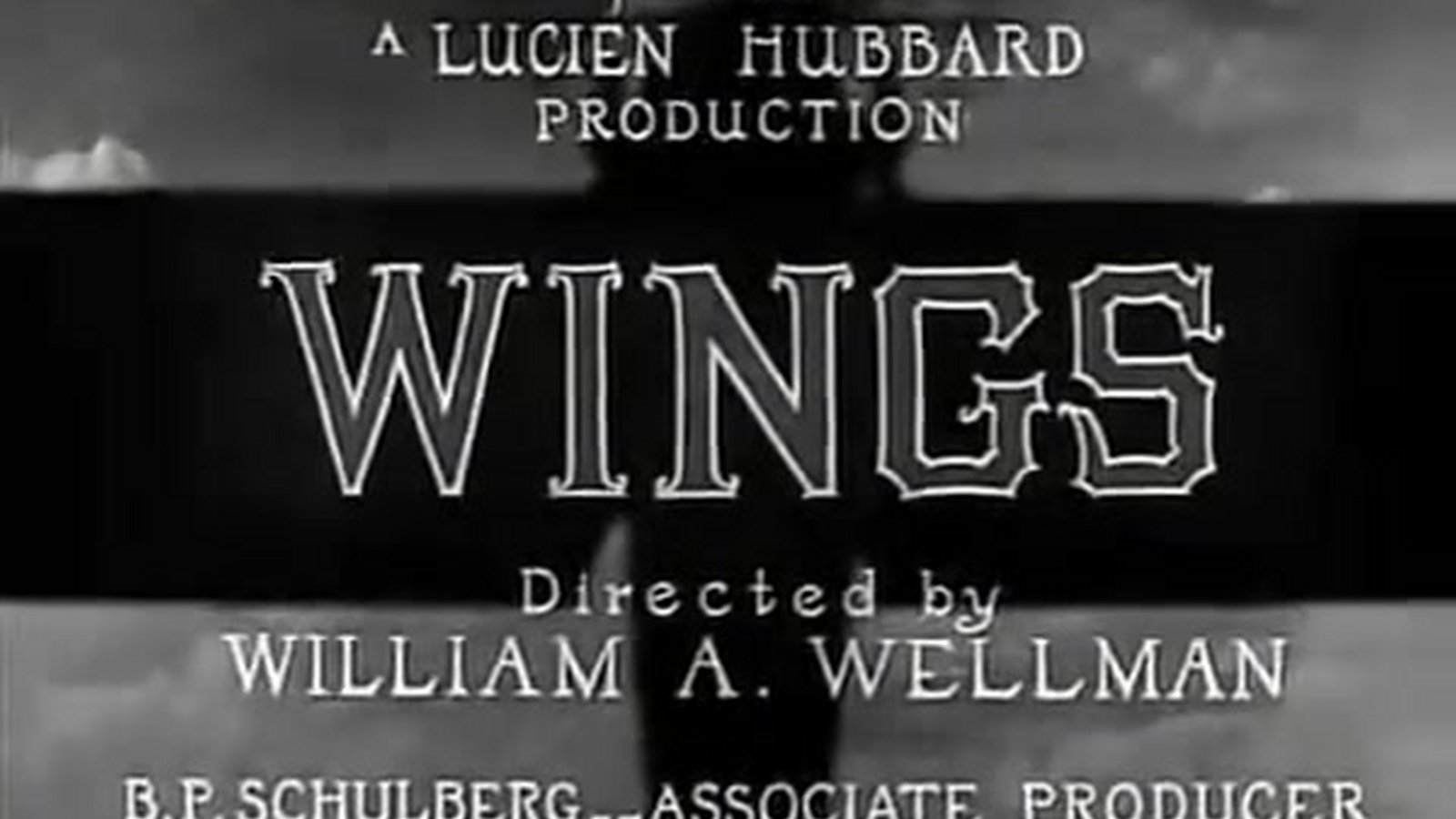 Wings: Blu-ray, 4K UHD, DVD leihen - VIDEOBUSTER