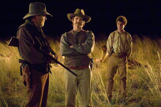 The Burrowers: DVD oder Blu-ray leihen - VIDEOBUSTER.de