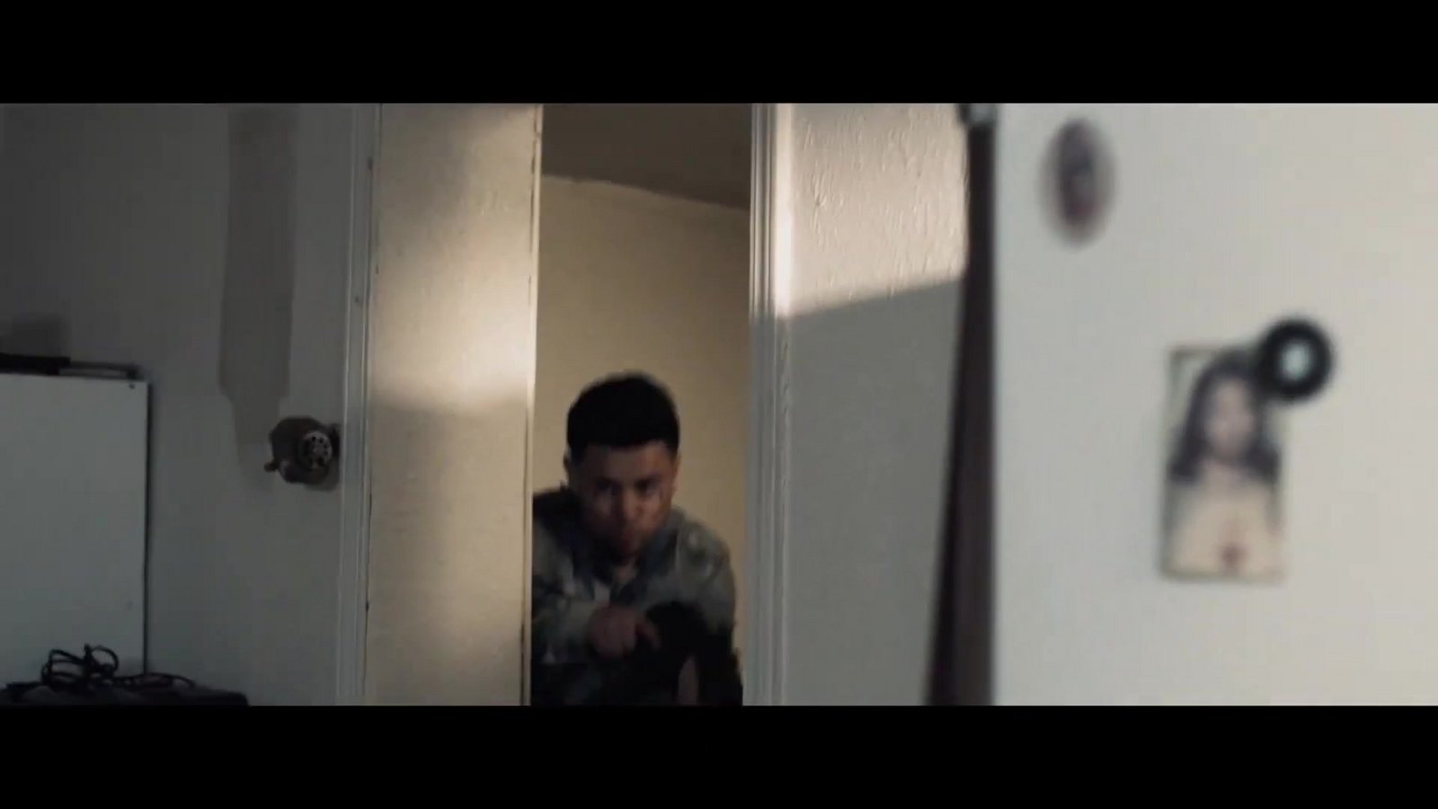 Shrapnel: Stream, Blu-ray, 4K UHD oder DVD - VIDEOBUSTER