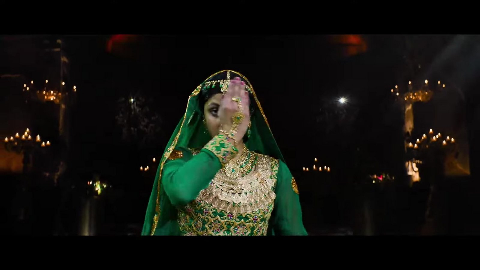 Polite Society: Blu-ray, 4K UHD, DVD leihen - VIDEOBUSTER