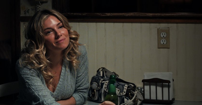 American Woman: DVD oder Blu-ray leihen - VIDEOBUSTER.de