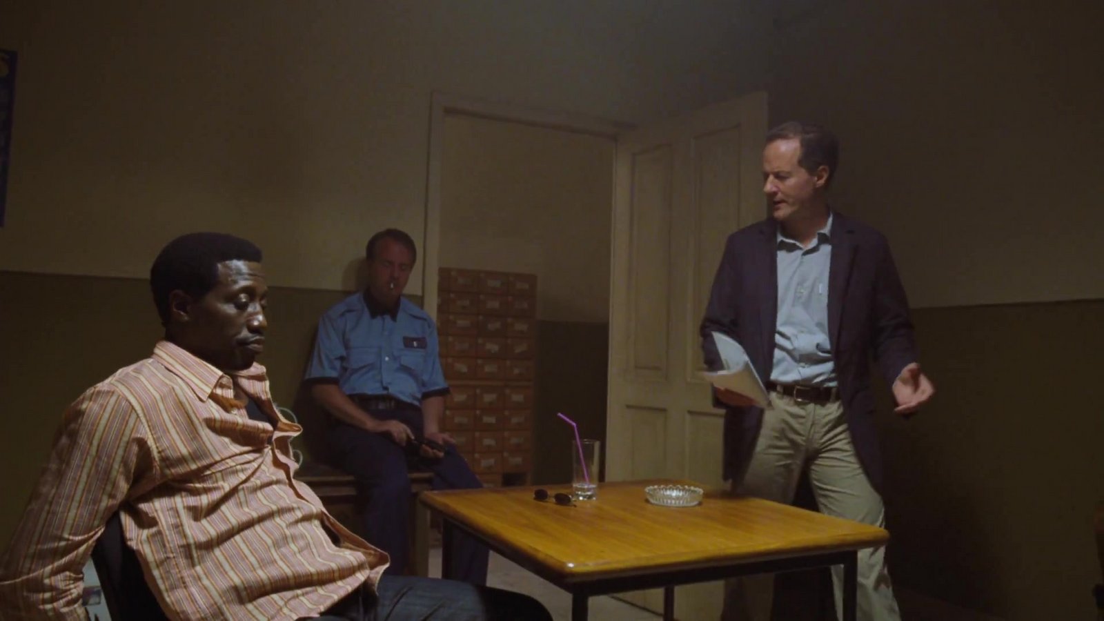 The Detonator: Blu-ray, 4K UHD, DVD leihen - VIDEOBUSTER