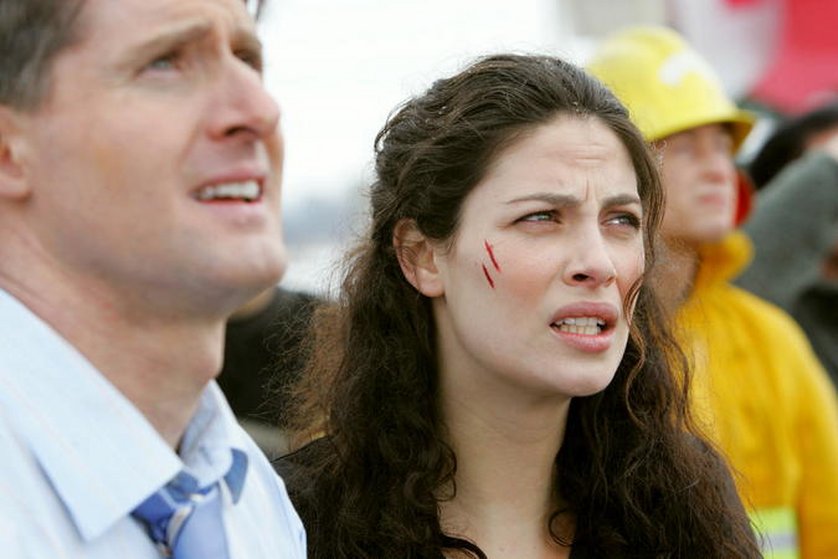 Solar Attack: DVD oder Blu-ray leihen - VIDEOBUSTER.de