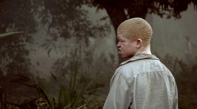 White Shadow: DVD, Blu-ray oder VoD leihen - VIDEOBUSTER.de