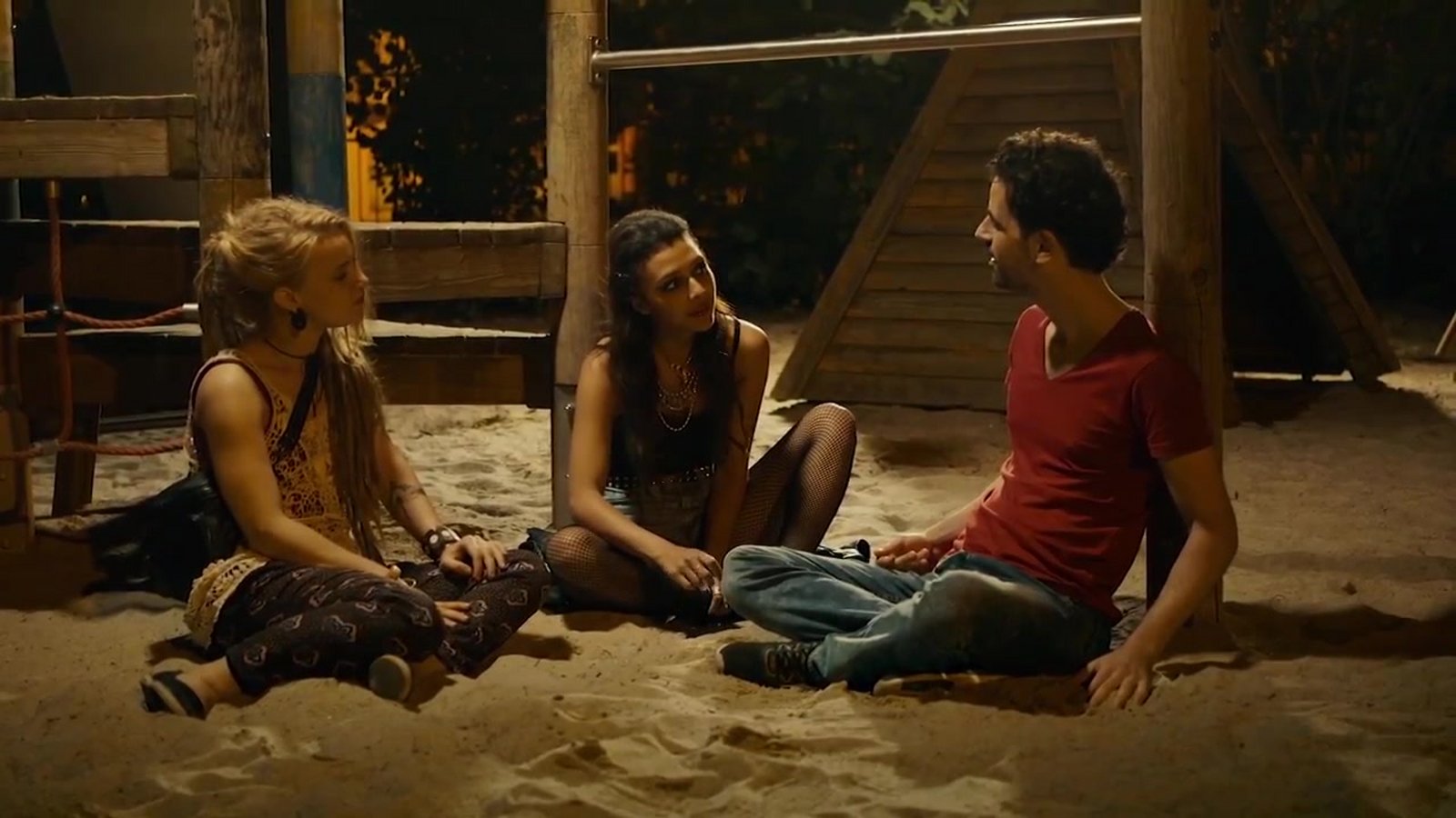 Night Out: Blu-ray, 4K UHD, DVD leihen - VIDEOBUSTER