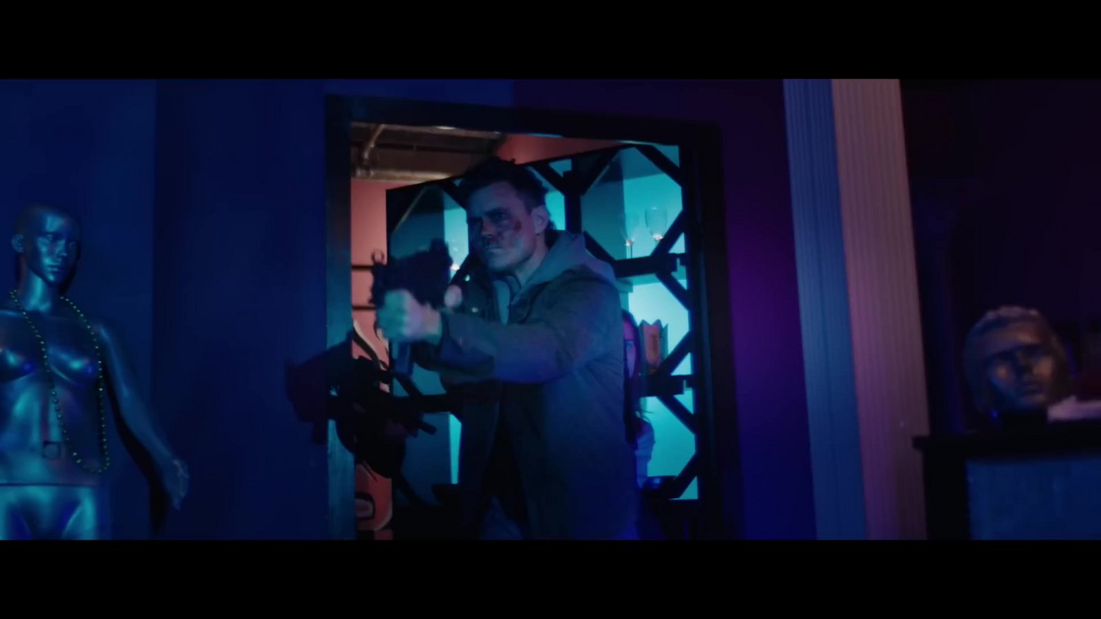 The Channel - Waffenbrüder: Stream, Blu-ray, 4K UHD oder DVD - VIDEOBUSTER