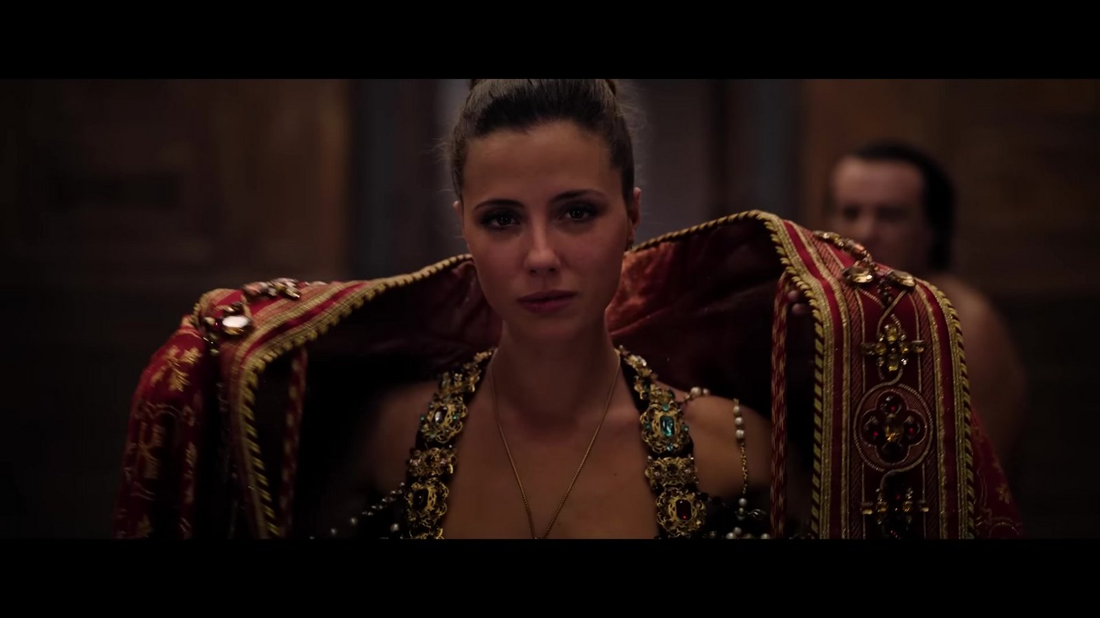 Parthenope: Stream, Blu-ray, 4K UHD oder DVD - VIDEOBUSTER