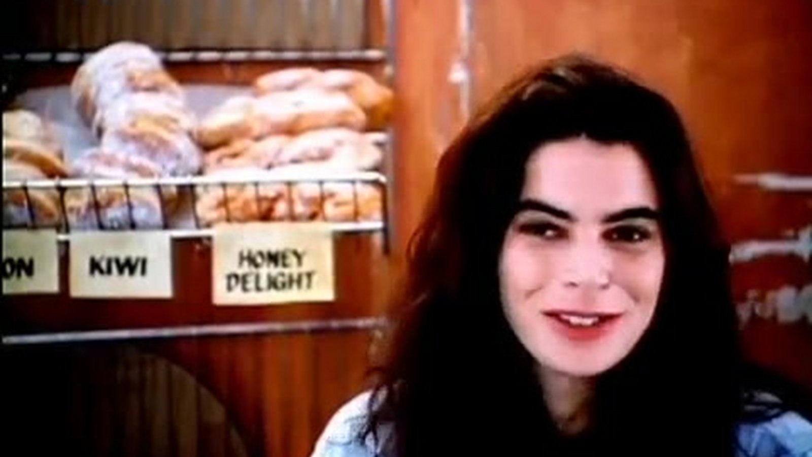 Blood and Donuts: DVD oder Blu-ray leihen - VIDEOBUSTER