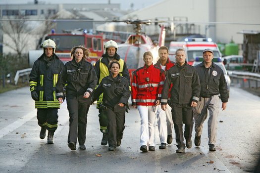 112 - Volume 1: DVD oder Blu-ray leihen - VIDEOBUSTER.de