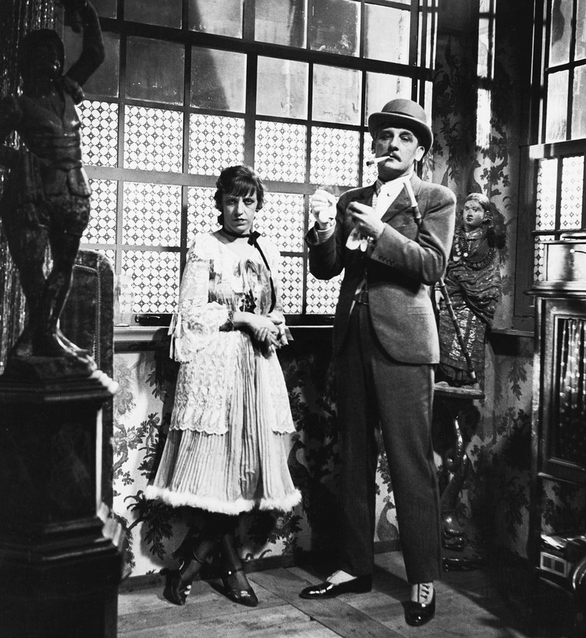 Die 3 Groschen-Oper: DVD, Blu-ray oder VoD leihen - VIDEOBUSTER.de