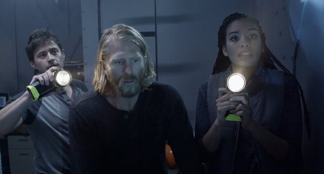 Ice Sharks: DVD oder Blu-ray leihen - VIDEOBUSTER.de