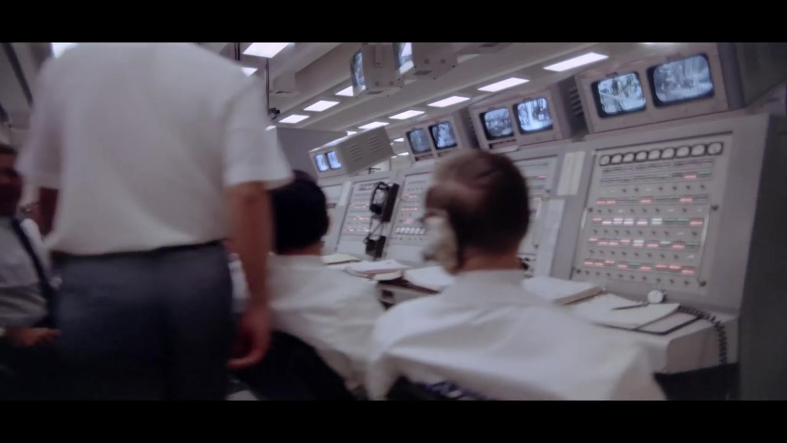 Apollo 11: Blu-ray, 4K UHD, DVD leihen - VIDEOBUSTER