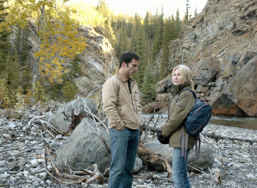 Nora Roberts - Angels Fall: DVD oder Blu-ray leihen - VIDEOBUSTER.de