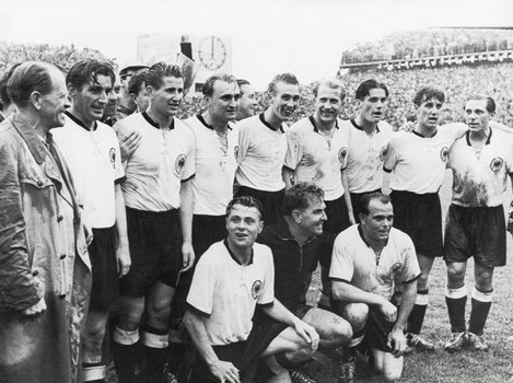 Das Wunder von Bern - Die wahre Geschichte: DVD oder Blu-ray leihen - VIDEOBUSTER.de