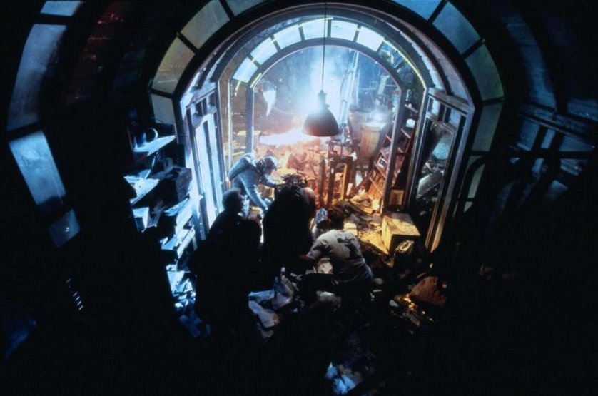 Supernova: DVD oder Blu-ray leihen - VIDEOBUSTER.de